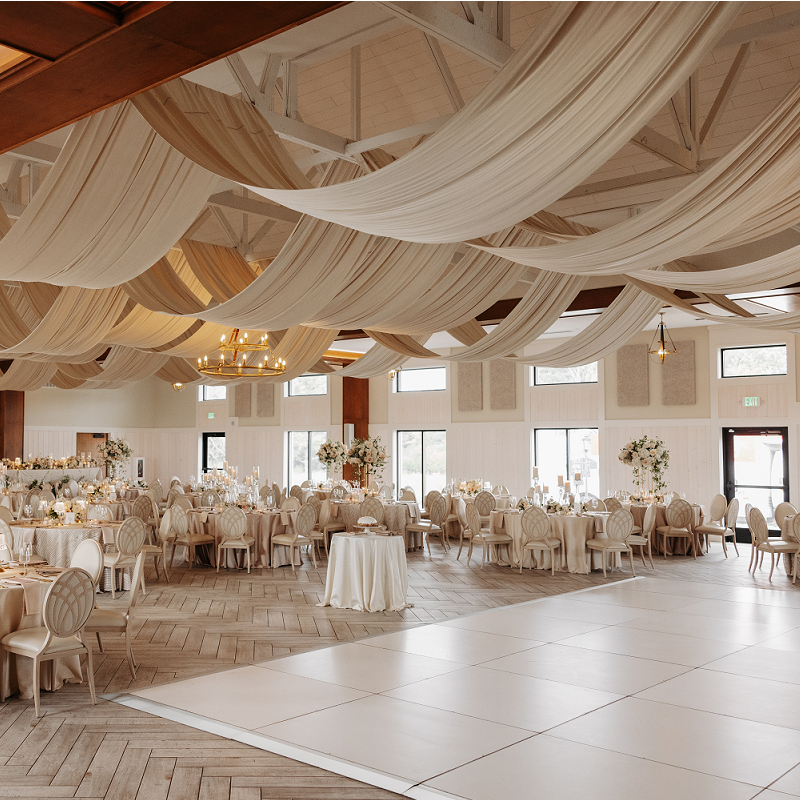 Décor : CEILING DRAPING | Après Event Décor and Tent Rental
