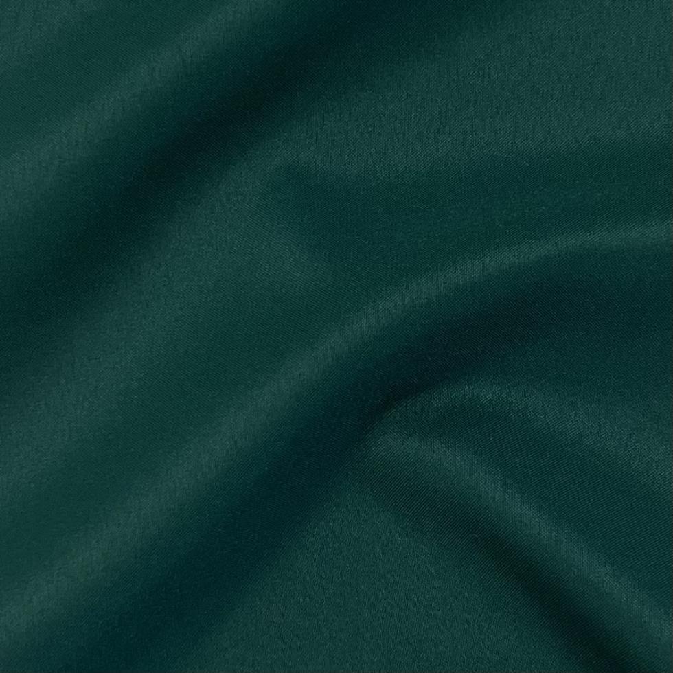 LINEN : Hunter Green Poly | Après Event Décor and Tent Rental