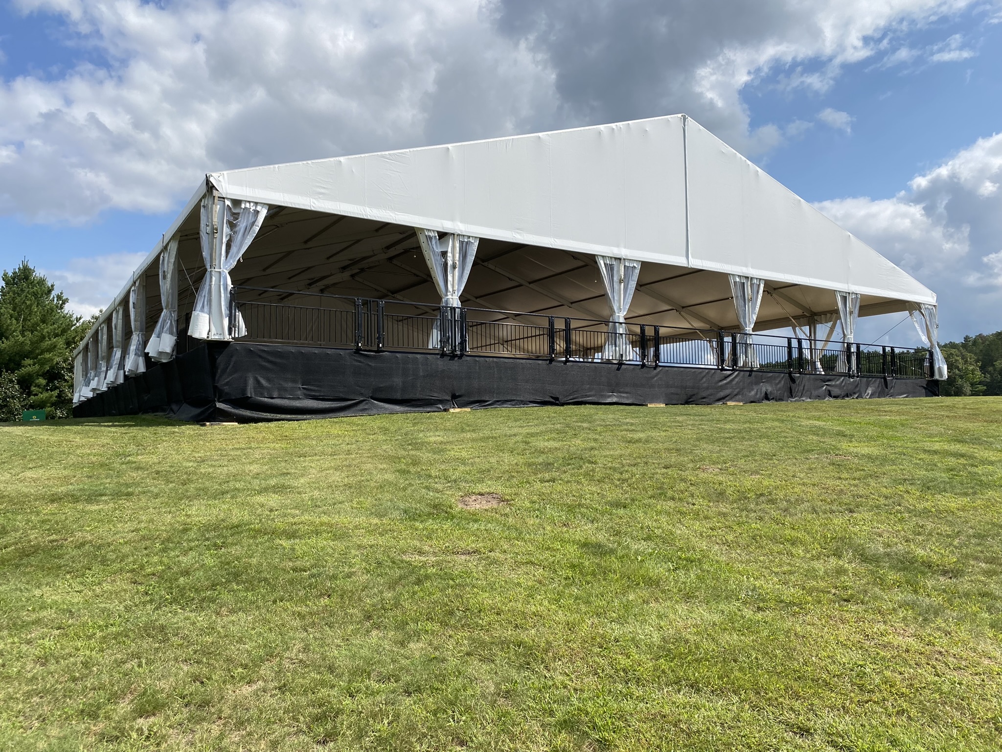 Tent Flooring : TENT FLOORING SOLUTIONS | Après Event Décor and Tent Rental