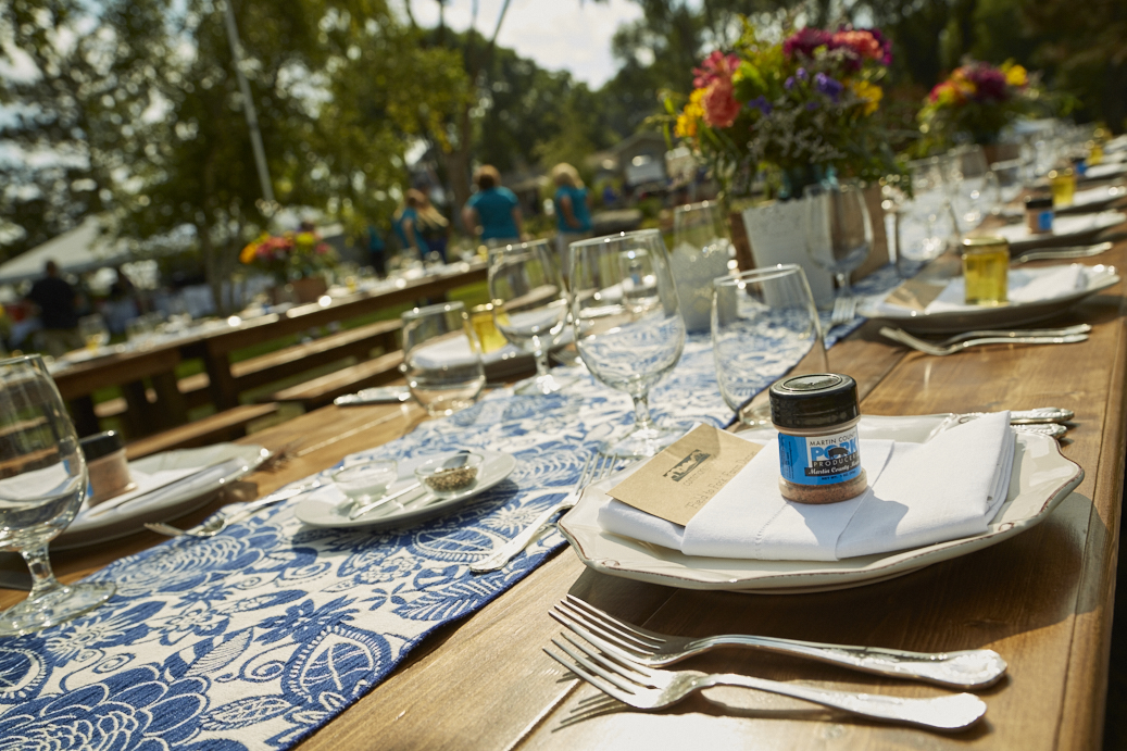 Seating : Blue Cascade | Après Event Décor and Tent Rental