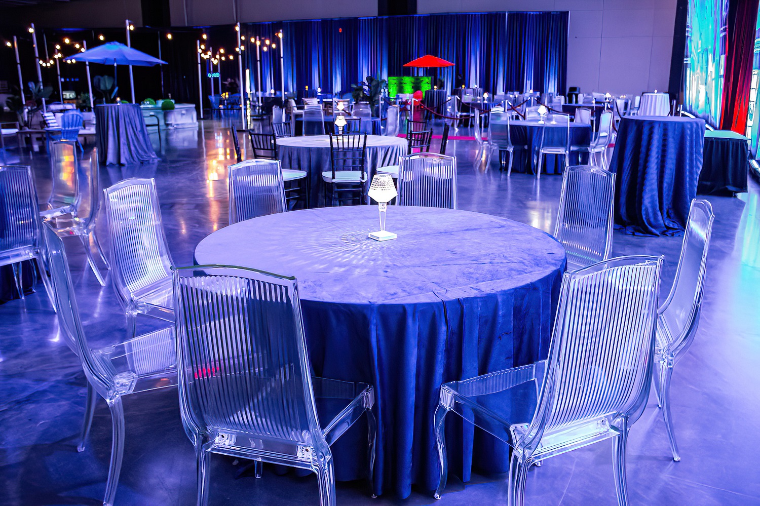Seating : REGENT LUCITE CHAIR | Après Event Décor and Tent Rental