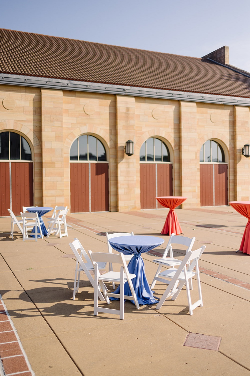 Seating : WHITE PADDED FOLDING CHAIR | Après Event Décor and Tent Rental