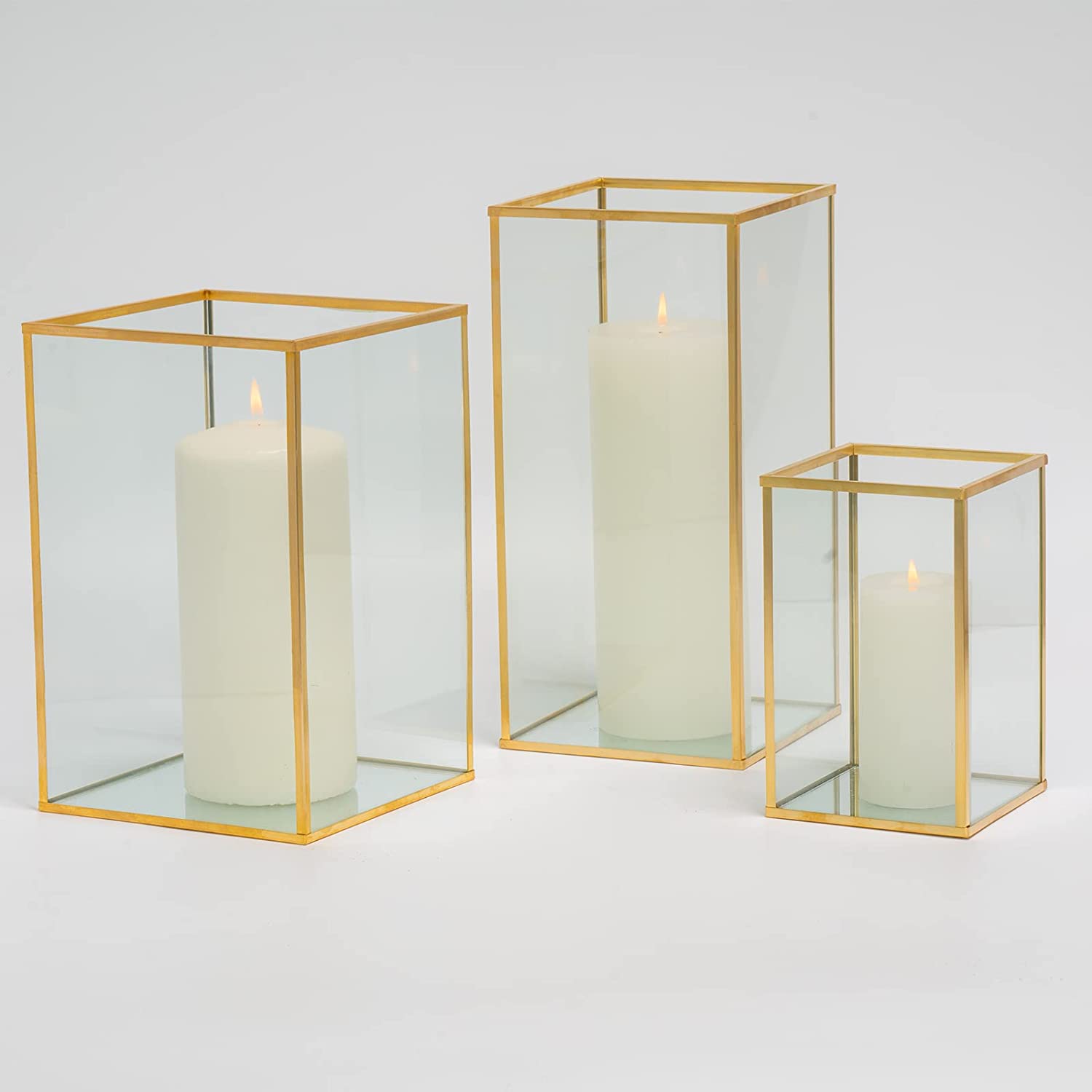 New Tabletop Accessories : GOLD SQUARE GLASS HURRICANE | Après Event ...