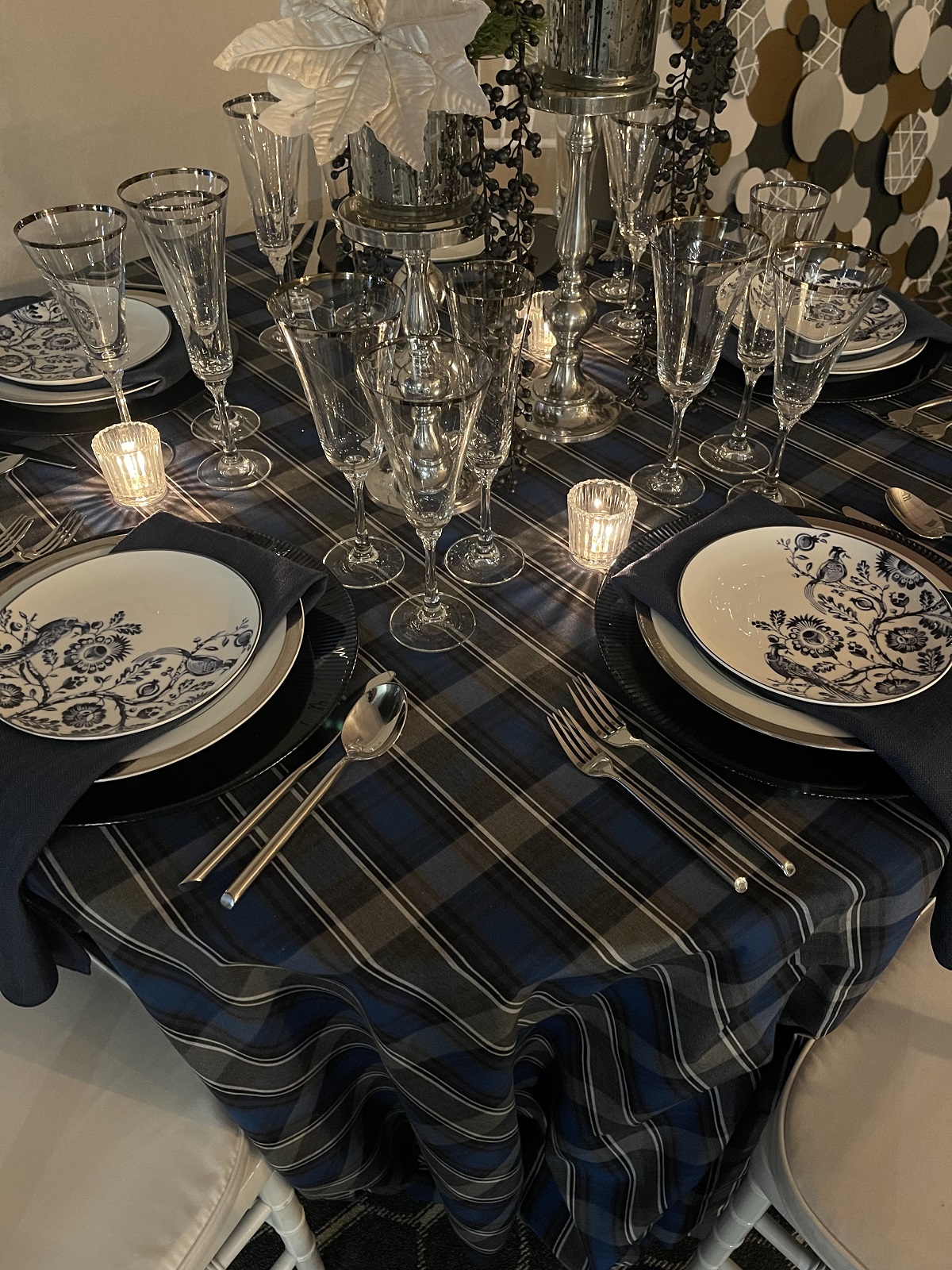 Seating : Panama Navy | Après Event Décor and Tent Rental