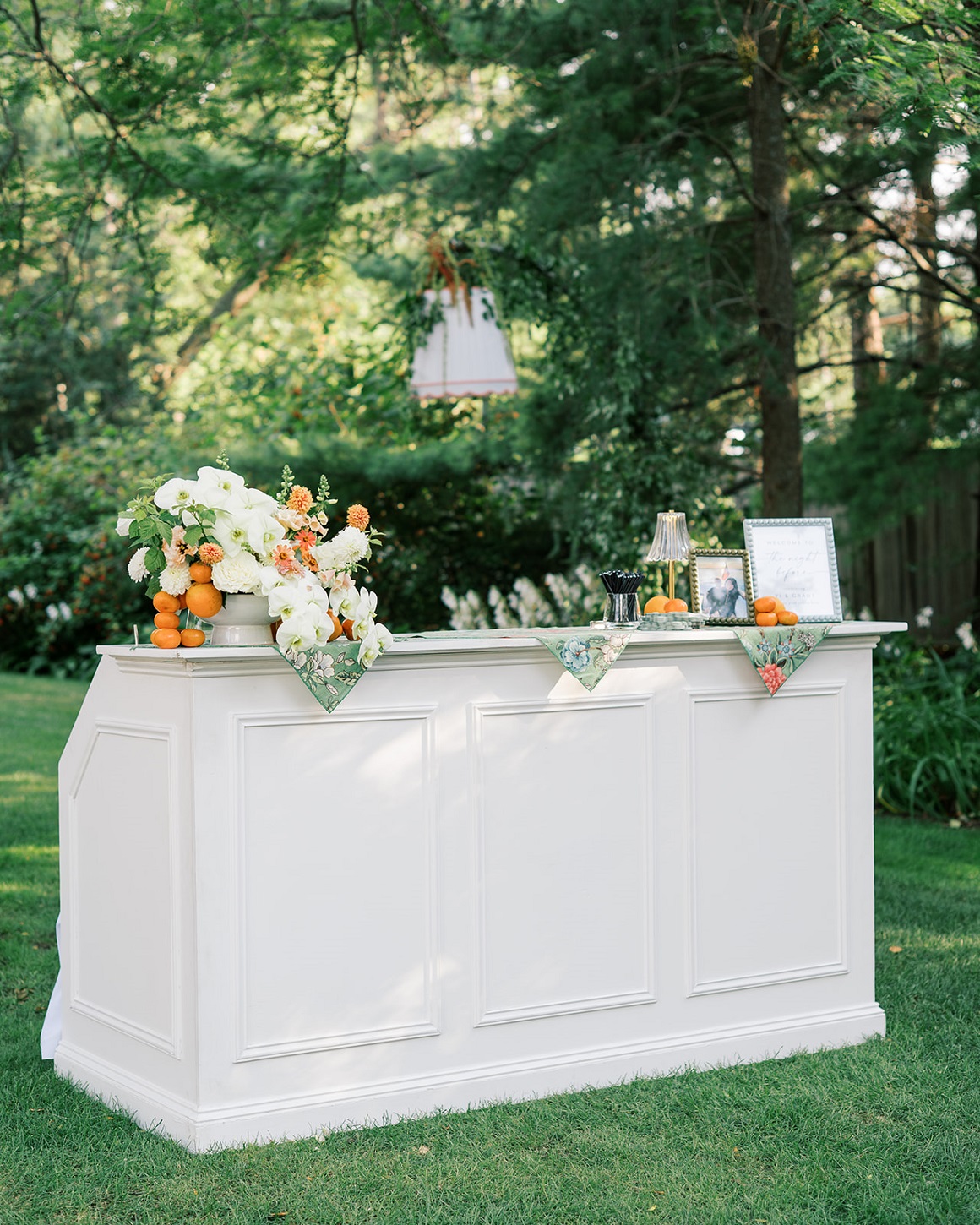Bars : 6' WHITE WOOD MOULDED BAR | Après Event Décor and Tent Rental