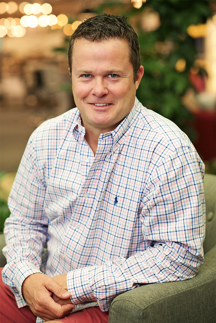 JIM BACH | DIRECTOR of TENTING | jbach@apresparty.com